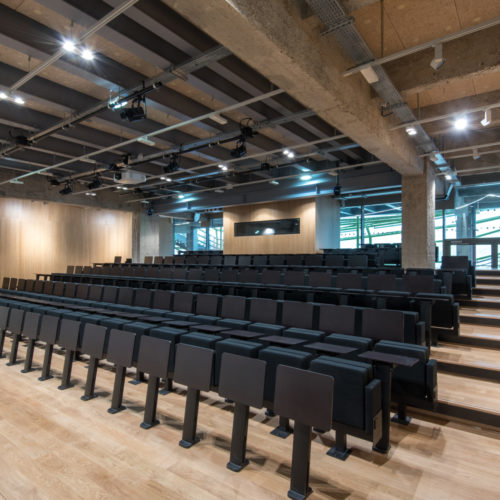 Fashion school in Paris: study fashion design, management and couture ...