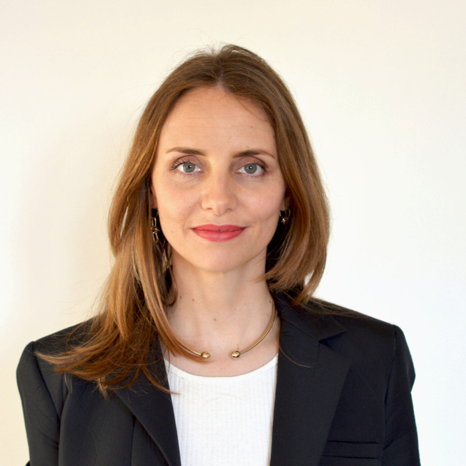 Alice Audrezet, PhD, HDR | Institut Français de la Mode | Institut ...