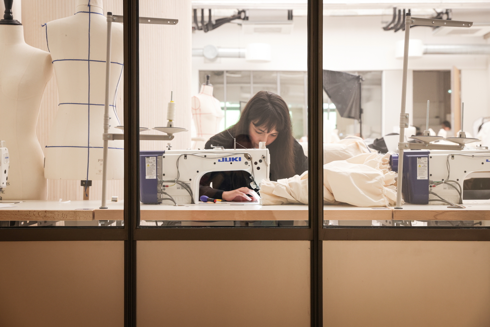 Summer School | Haute Couture Skills | Institut Français de la Mode ...